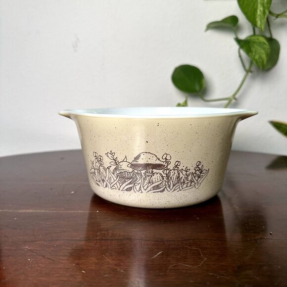 Pyrex | Kitchen | Vintage Pyrex 473b Forest Fancies Quart Casserole ...